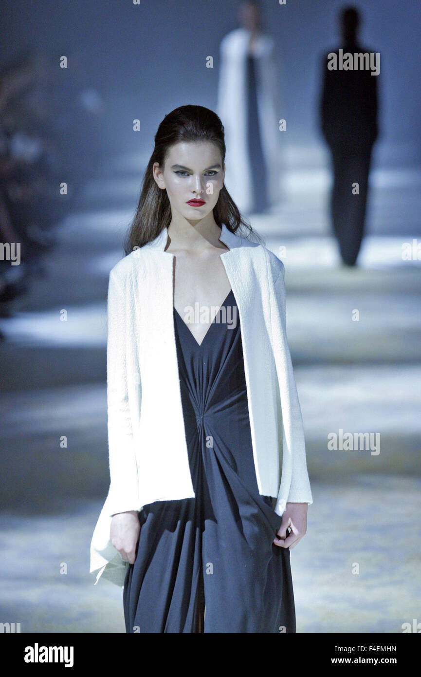 Datuna fashion hi-res stock photography and images - Alamy