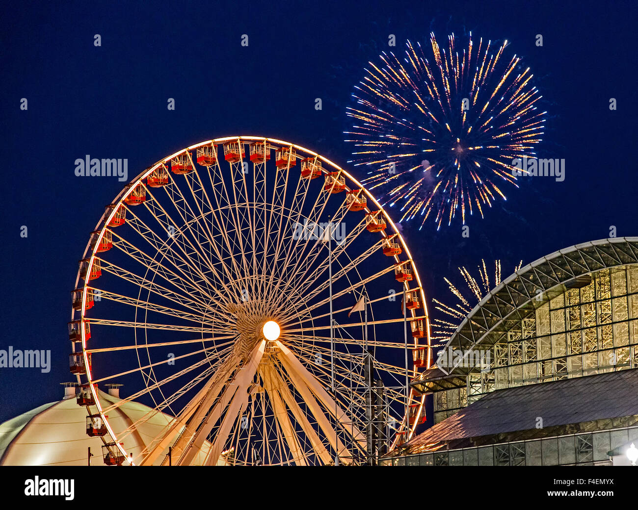 Fireworks over navy pier in Chicago Illinois Stock Photo - Alamy