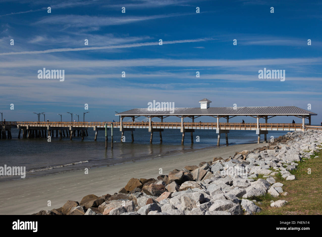 Georgia, St. Simons Island, town pier Stock Photo - Alamy