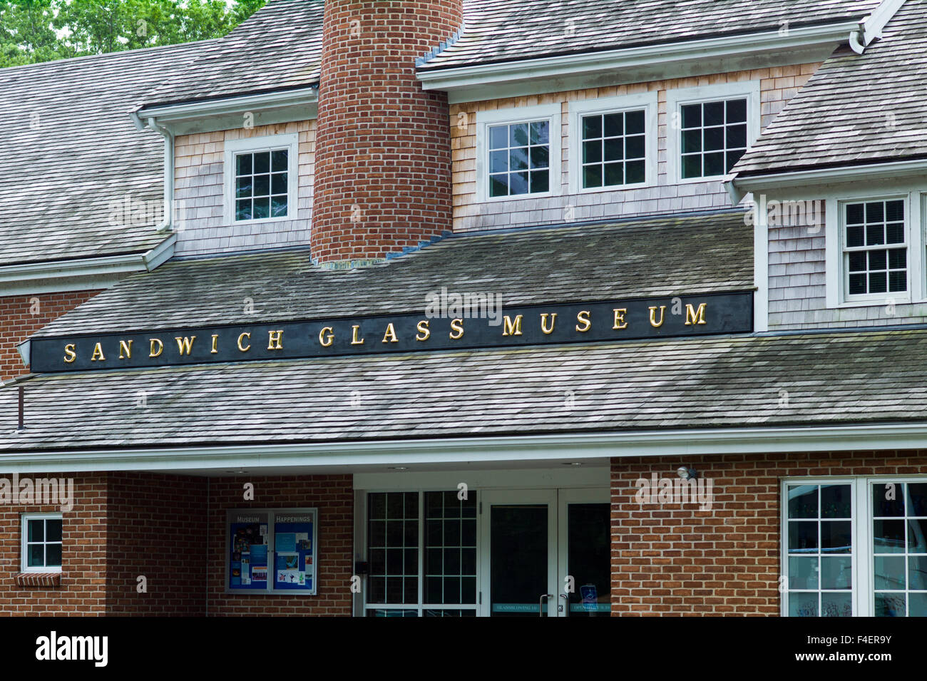 Sandwich glass museum hi-res stock photography and images - Alamy