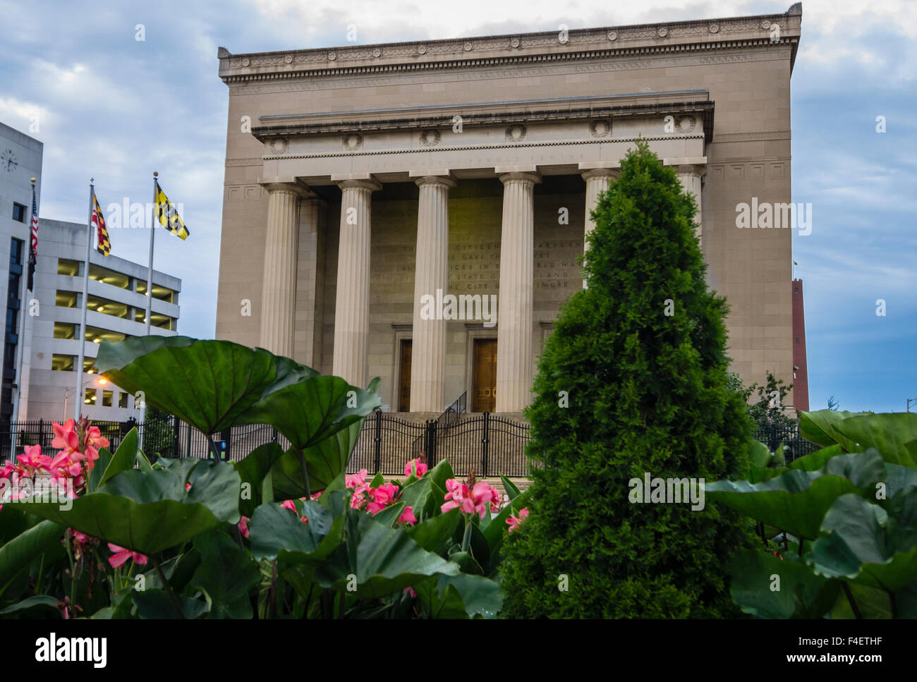 Baltimore classical architecture hi-res stock photography and images ...