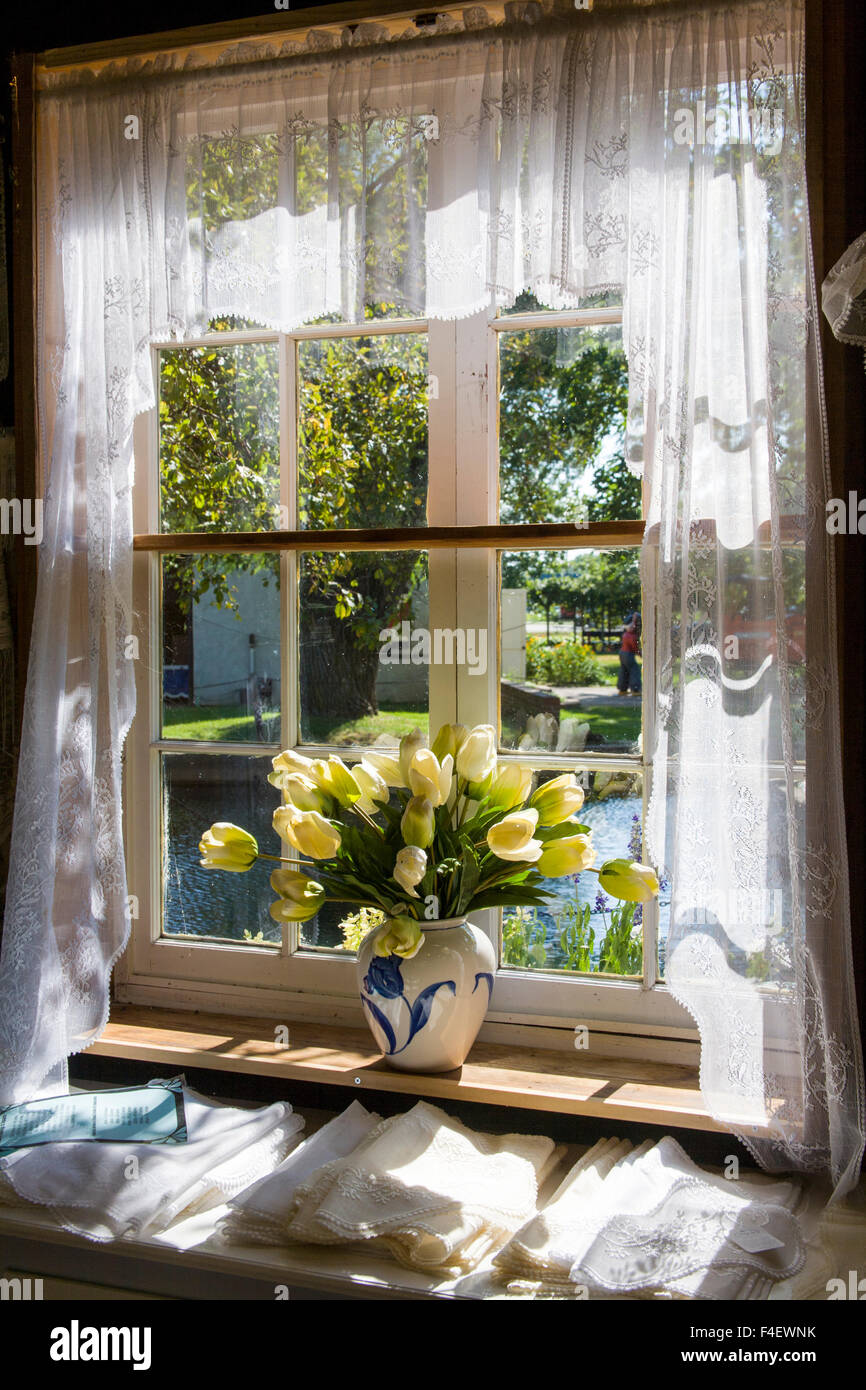 Dutch lace hi-res stock photography and images - Alamy