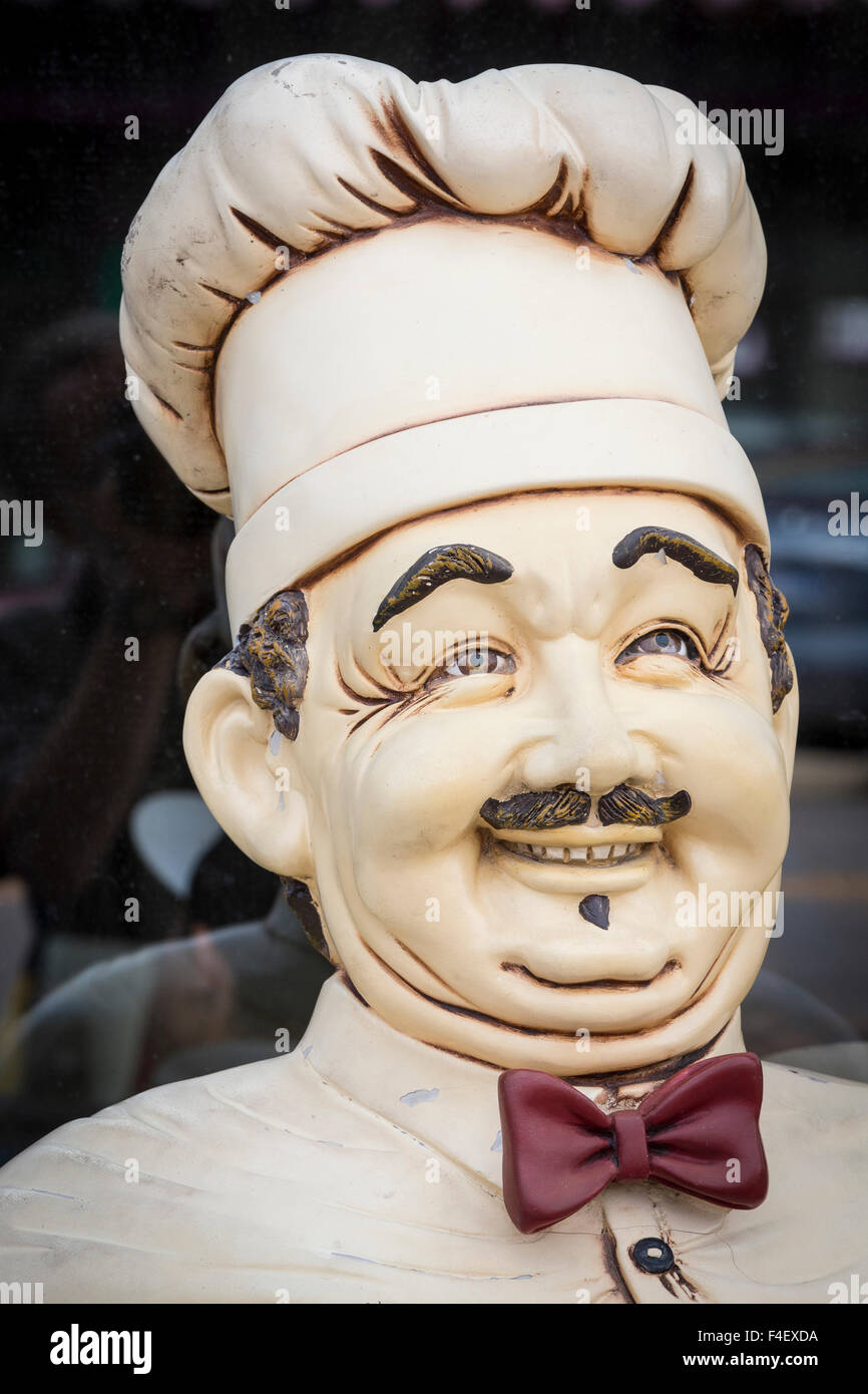 Statue of old fashioned baker hi-res stock photography and images - Alamy
