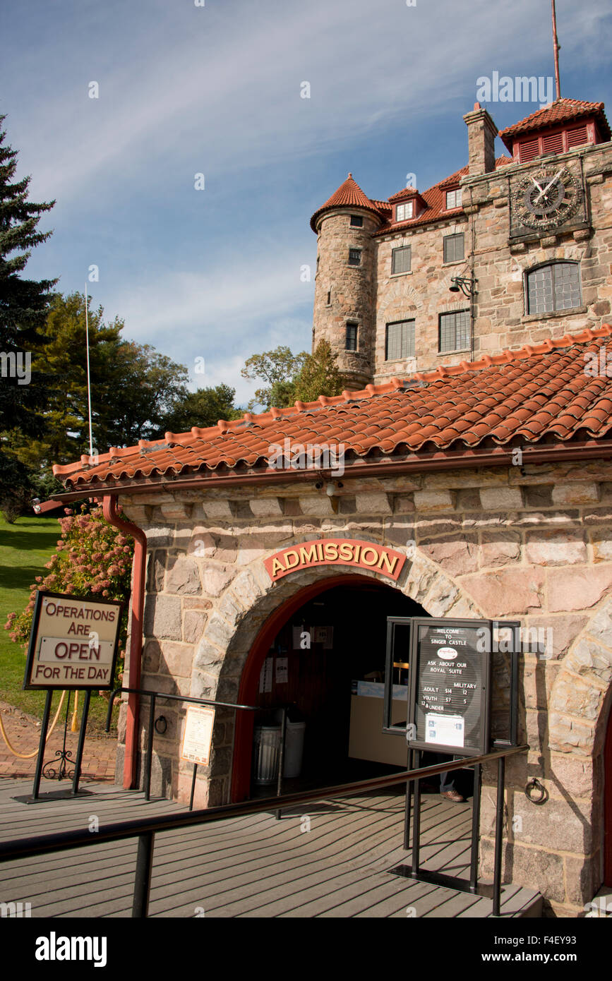 New York, St. Lawrence Seaway, Thousand Islands. Admission office of ...