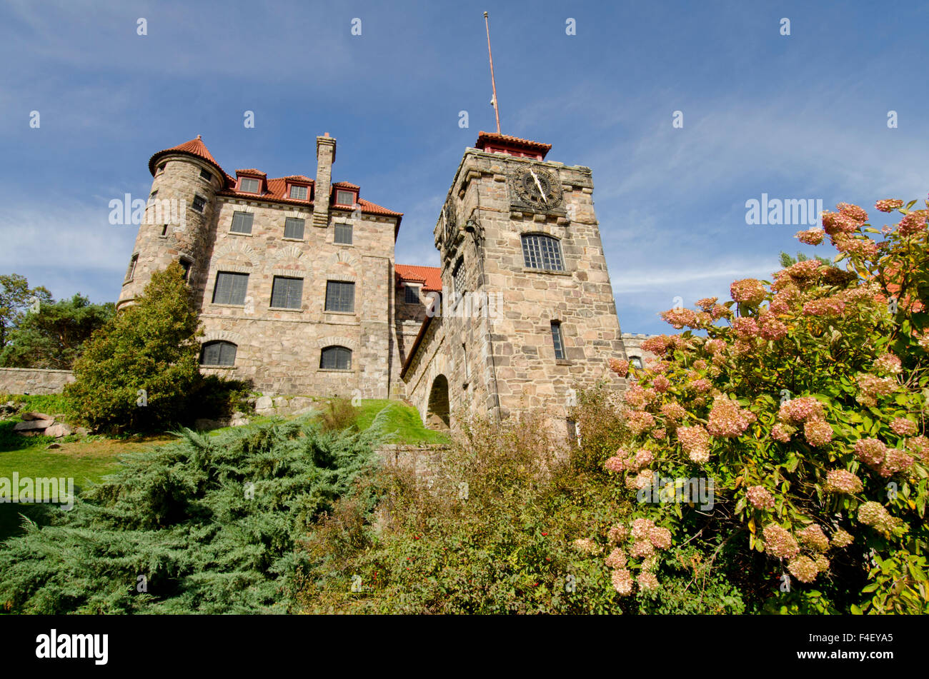 New York, St. Lawrence Seaway, Thousand Islands. Singer Castle on Dark ...