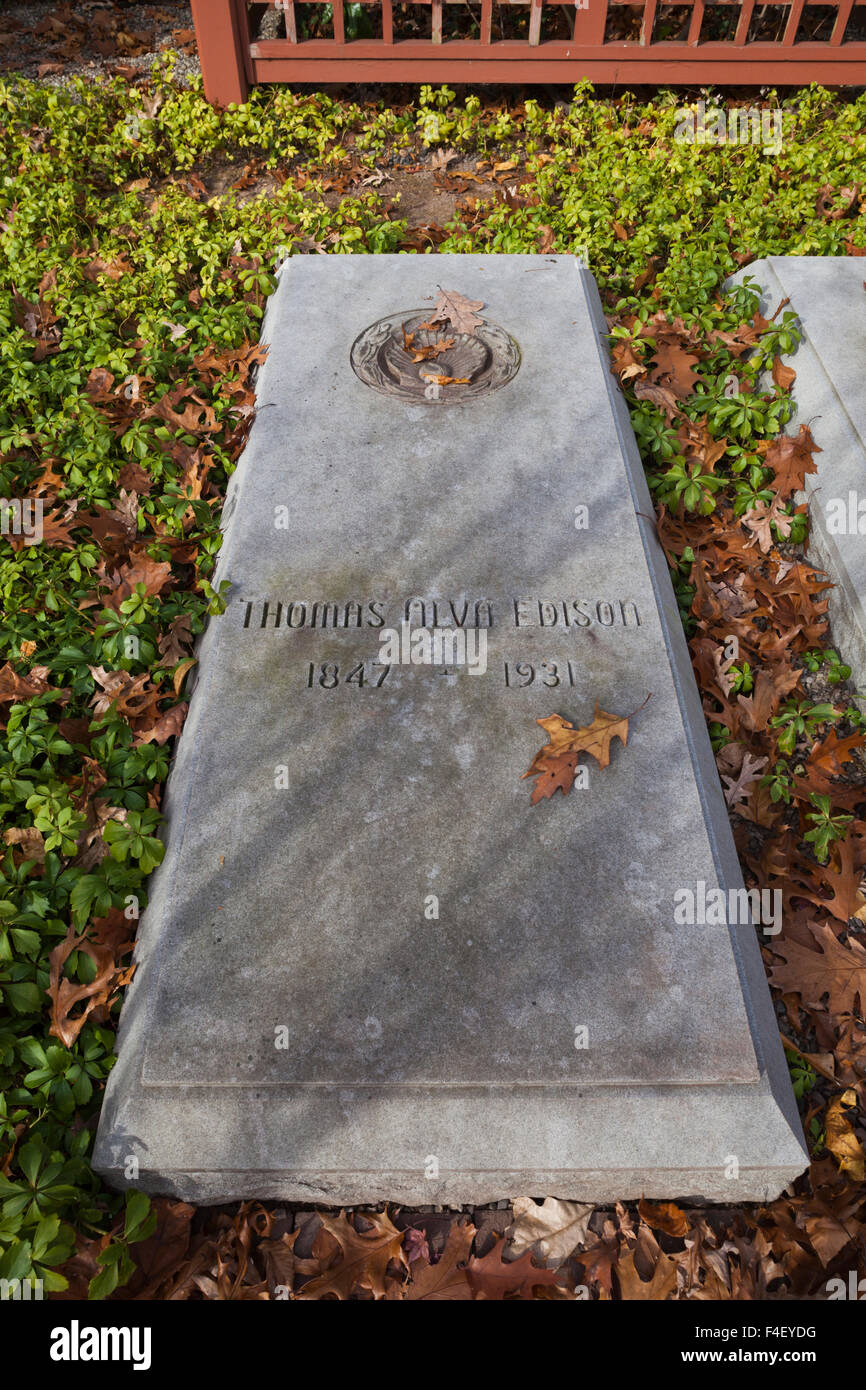 Grave of thomas edison hi-res stock photography and images - Alamy