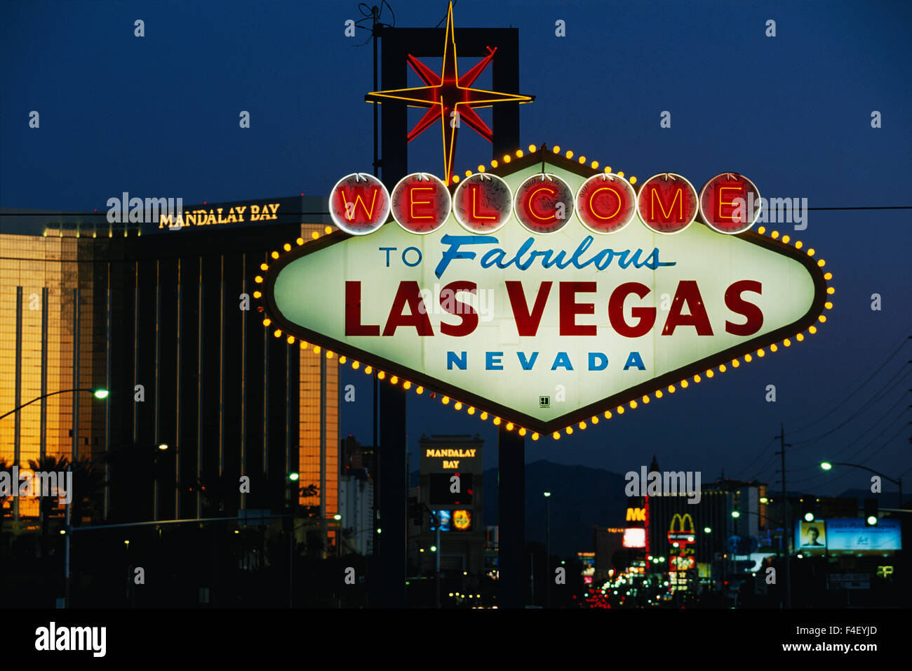 USA, Nevada, Las Vegas, Welcome To Las Vegas Sign Dawn. (Large format ...
