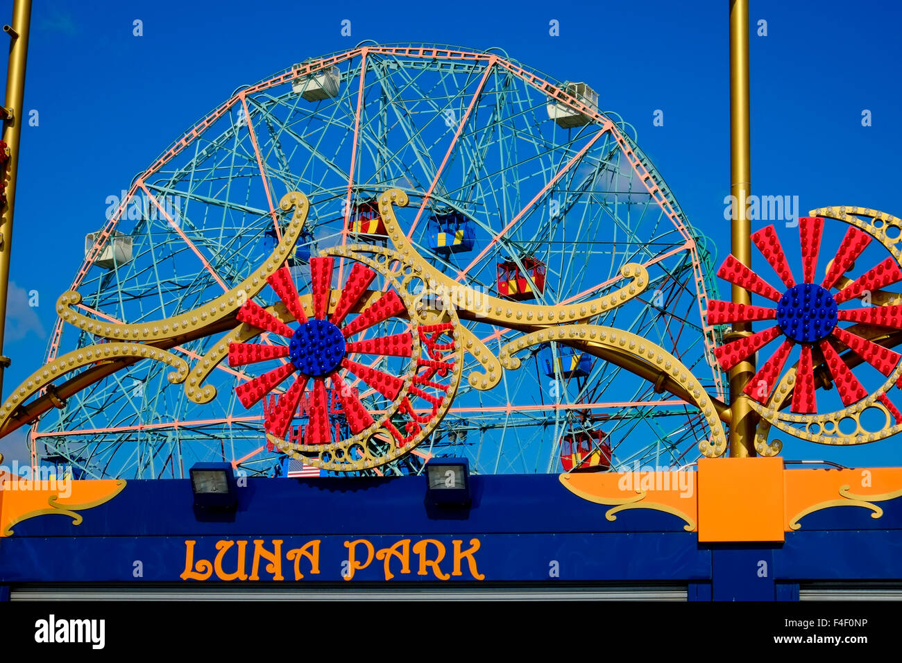 Luna Park Ferris wheel, Coney Island, New York. USA Stock Photo - Alamy