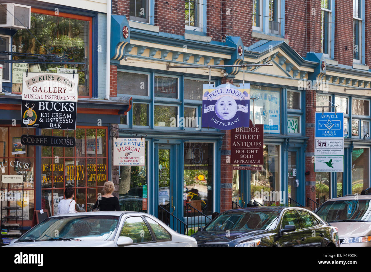 USA, New Jersey, Lambertville, street signs Stock Photo - Alamy