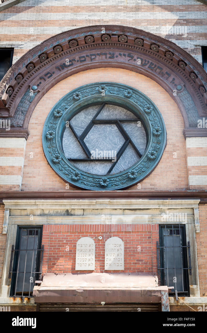 New York City, NY, USA. Jewish synagogue Stock Photo - Alamy