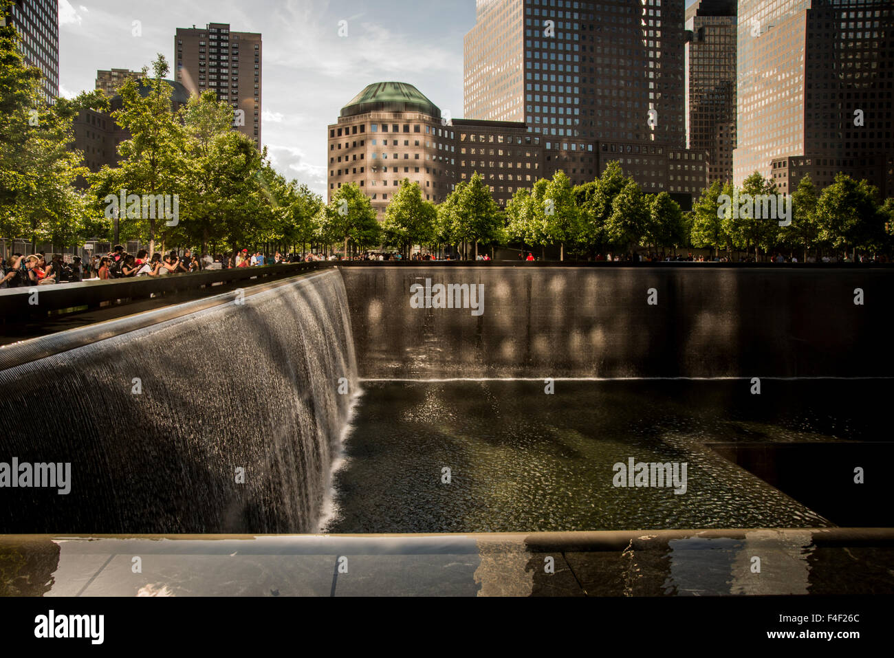 USA, New York, New York City, Manhattan, Downtown, 9/11 memorial pool ...