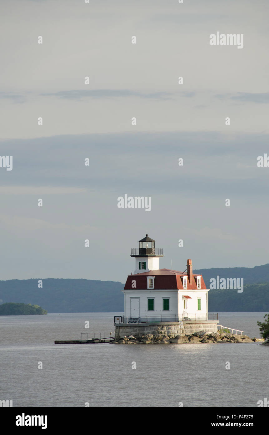 New York, Hudson River. Esopus Meadows Lighthouse Stock Photo - Alamy