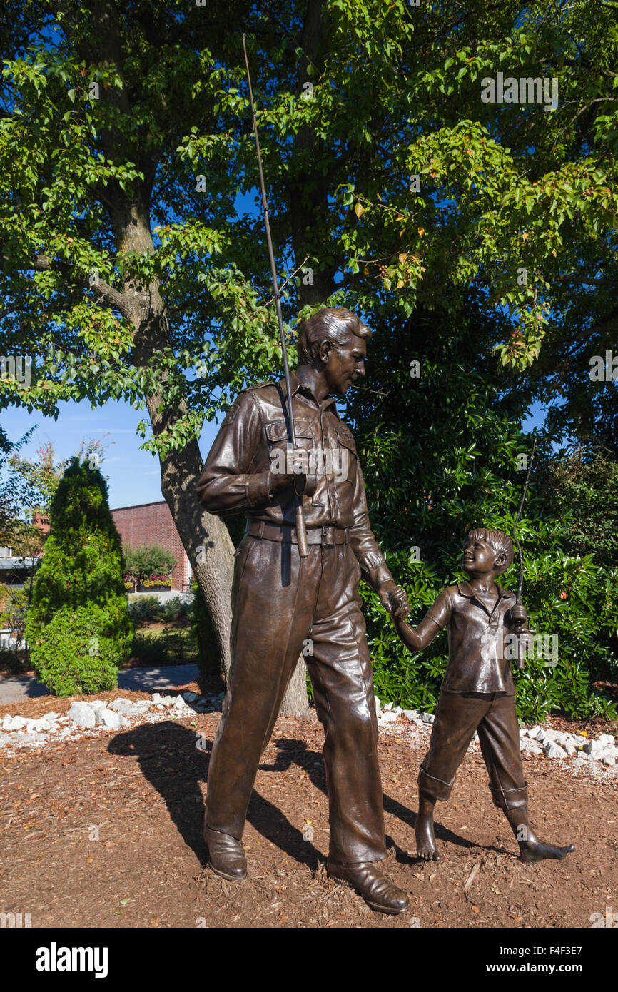 North Carolina, Mt. Airy, statue of Andy and Opie, characters played by ...