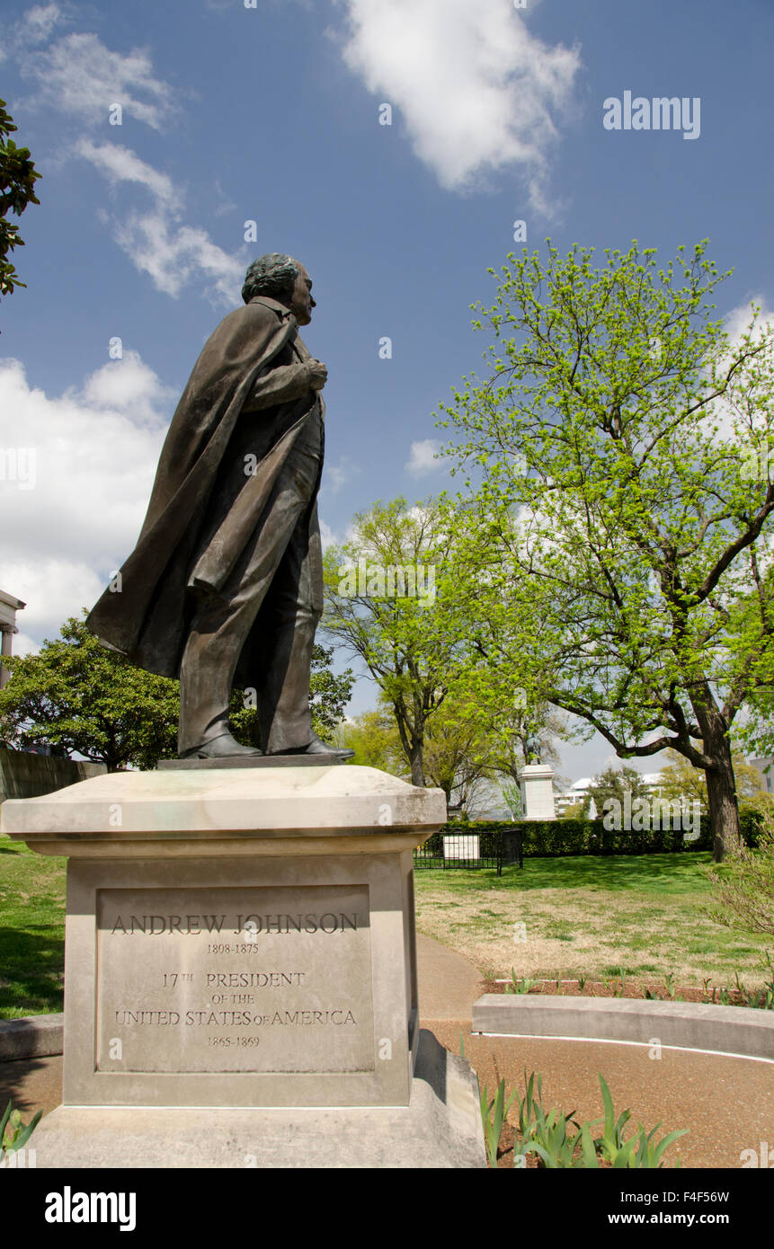 Andrew johnson president statue hi-res stock photography and images - Alamy