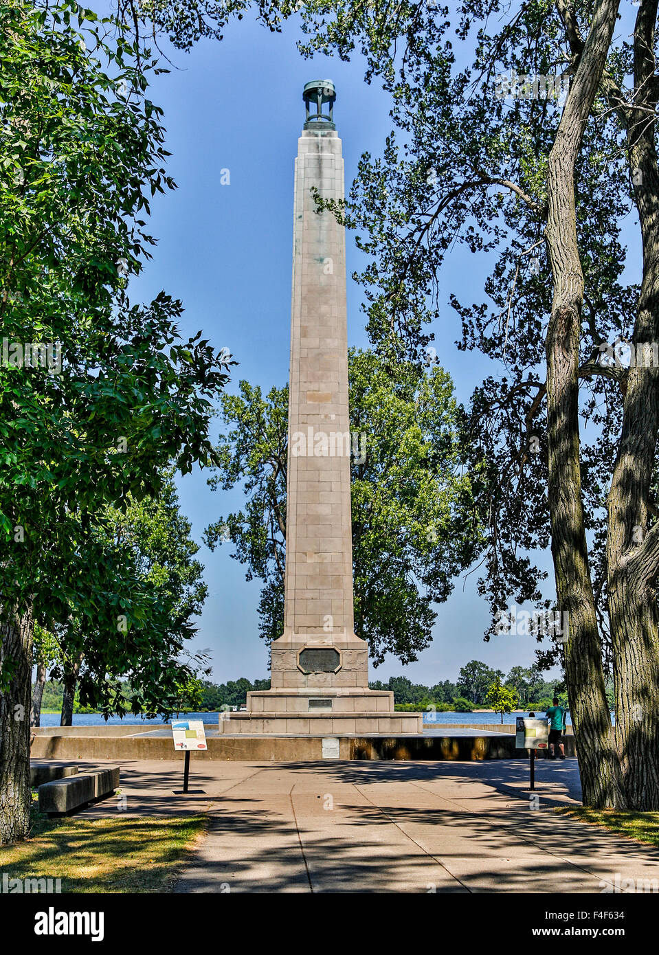 The Perry Monument at Presque Isle State Park Erie, Pennsylvania Stock ...