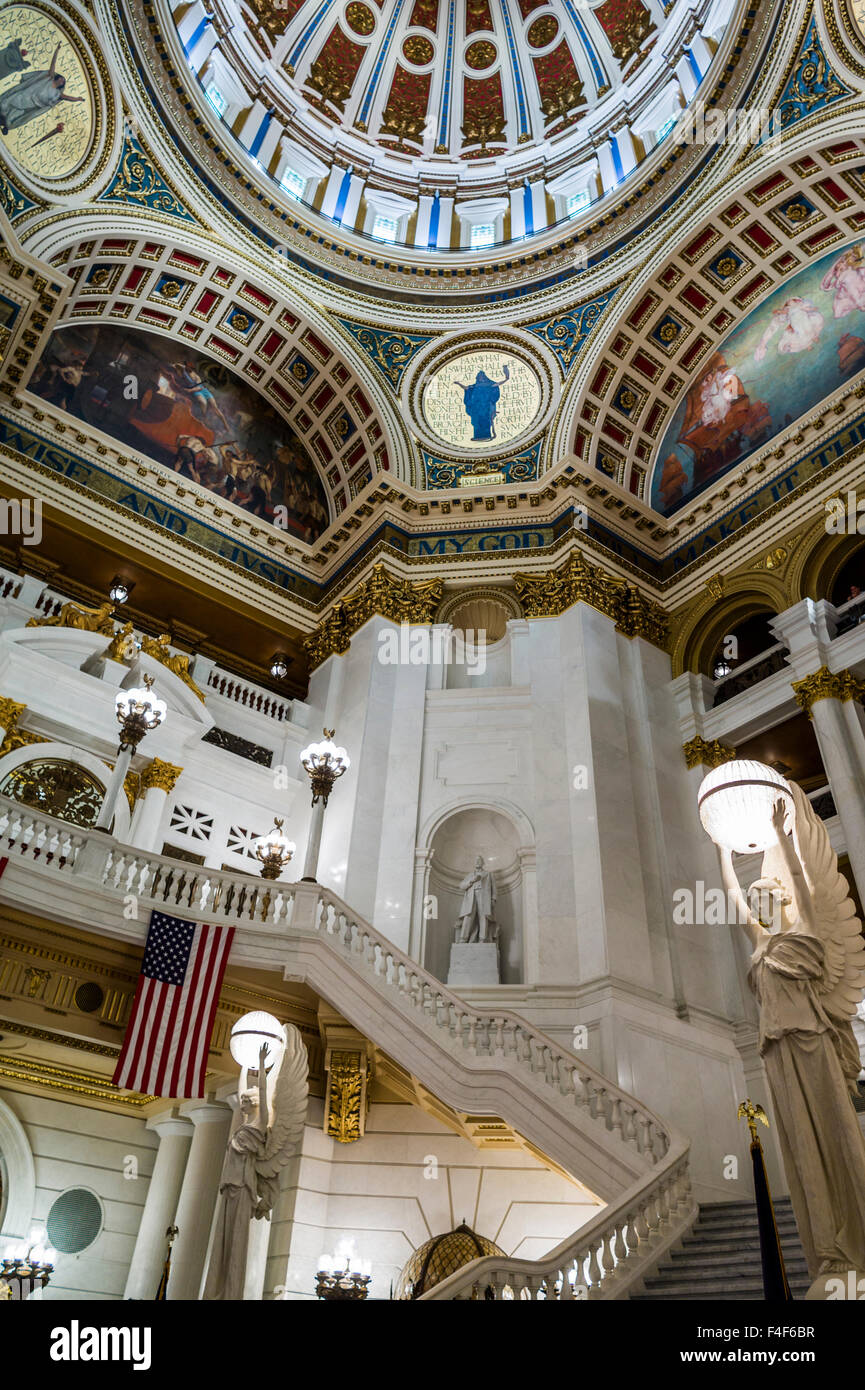 USA, Pennsylvania, Harrisburg, Pennsylvania State Capitol, interior ...