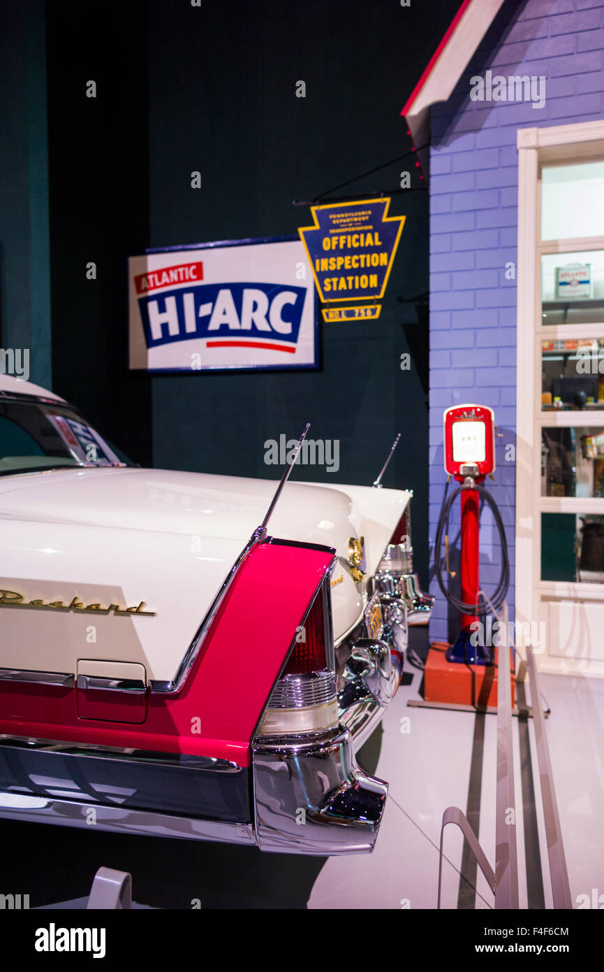 USA, Pennsylvania, Hershey, AACA Auto Museum, 1950s-era Packard ...