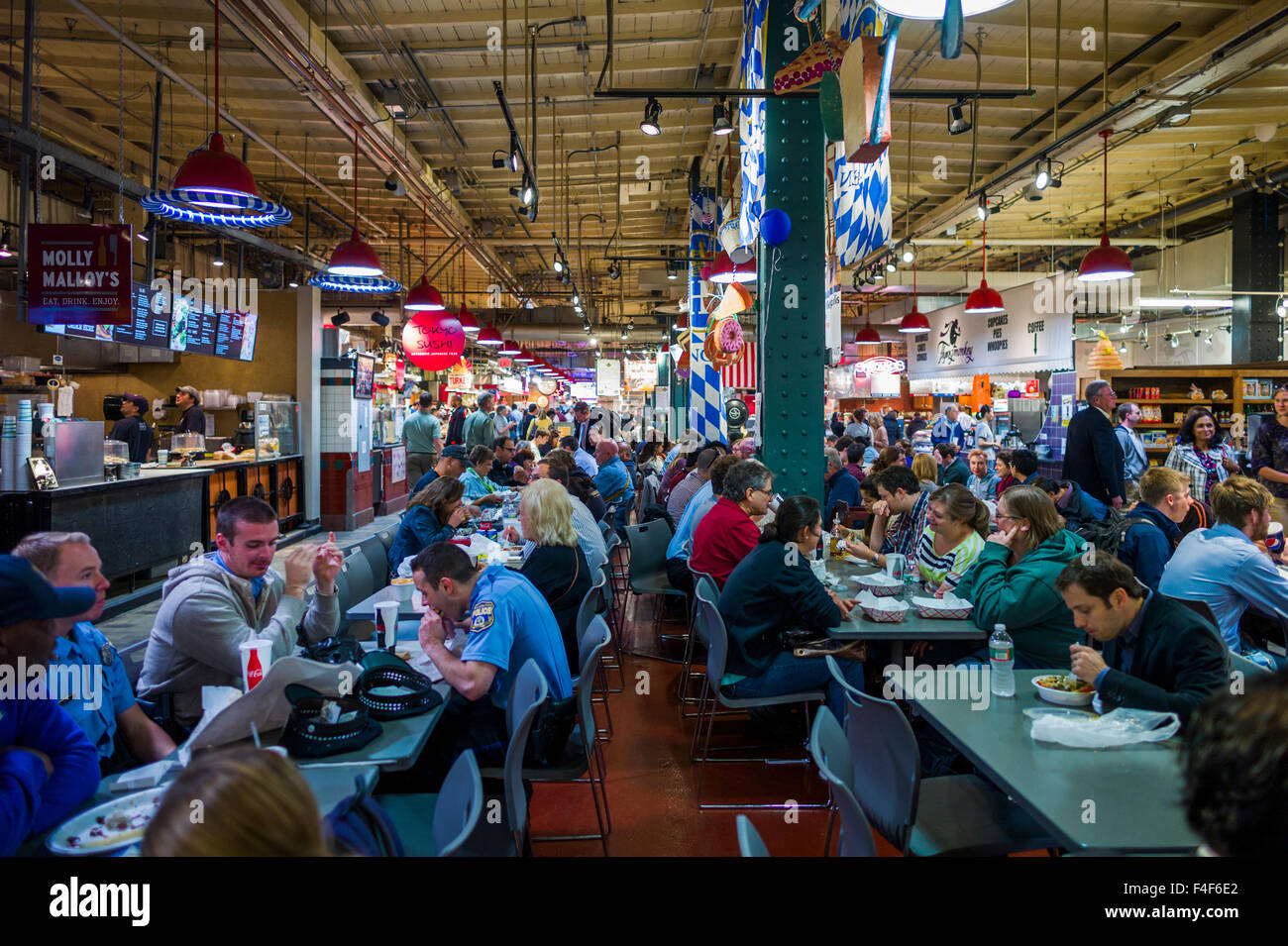 USA, Pennsylvania, Philadelphia, Reading Terminal Market, food market ...