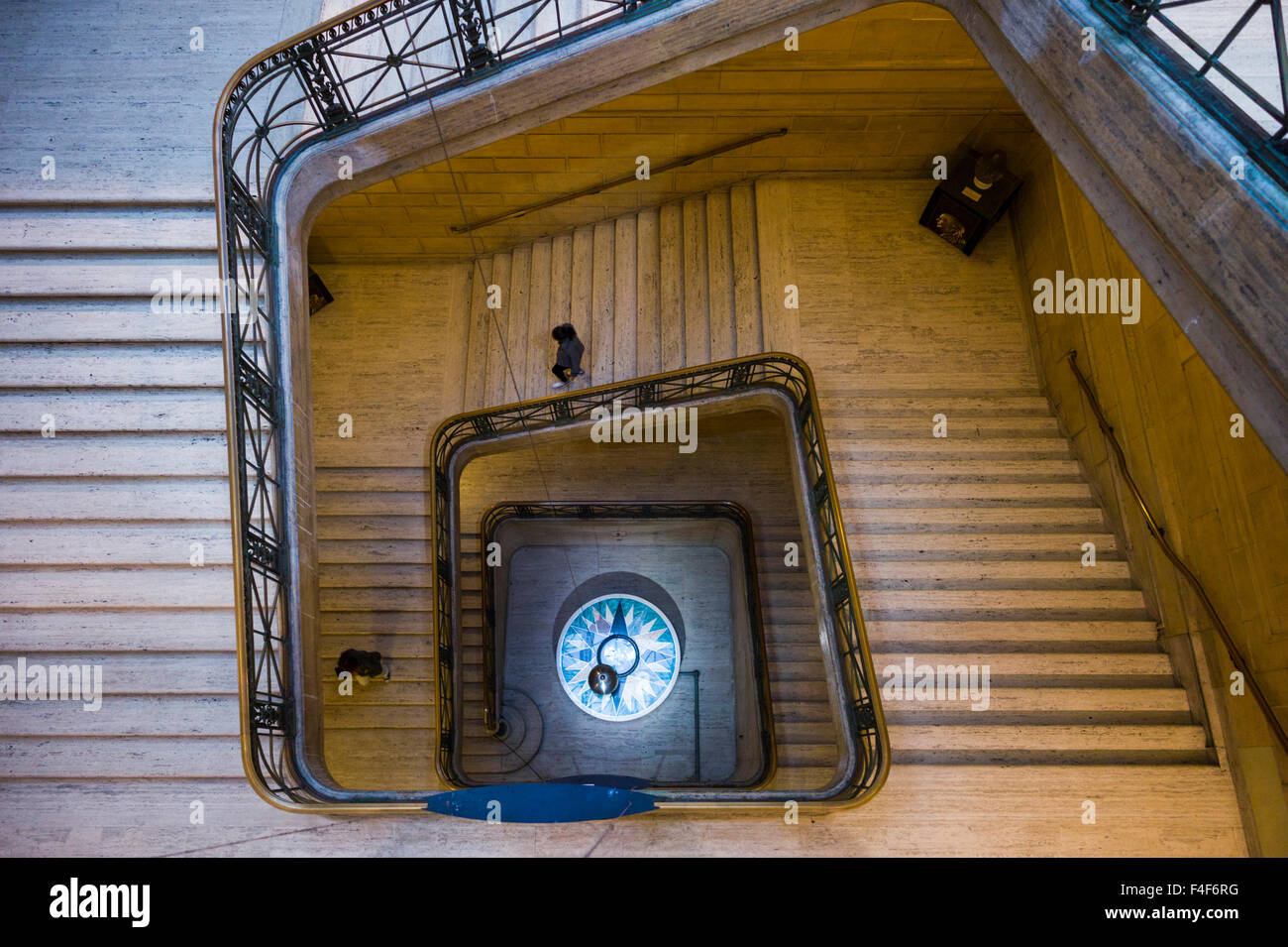 USA, Pennsylvania, Philadelphia, The Franklin Institute, staircase and ...