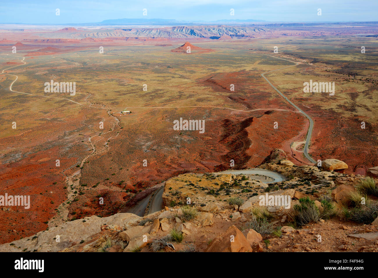 Route 261, the Moki Dugway steeply drops 1200 feet in 3 miles of gravel ...