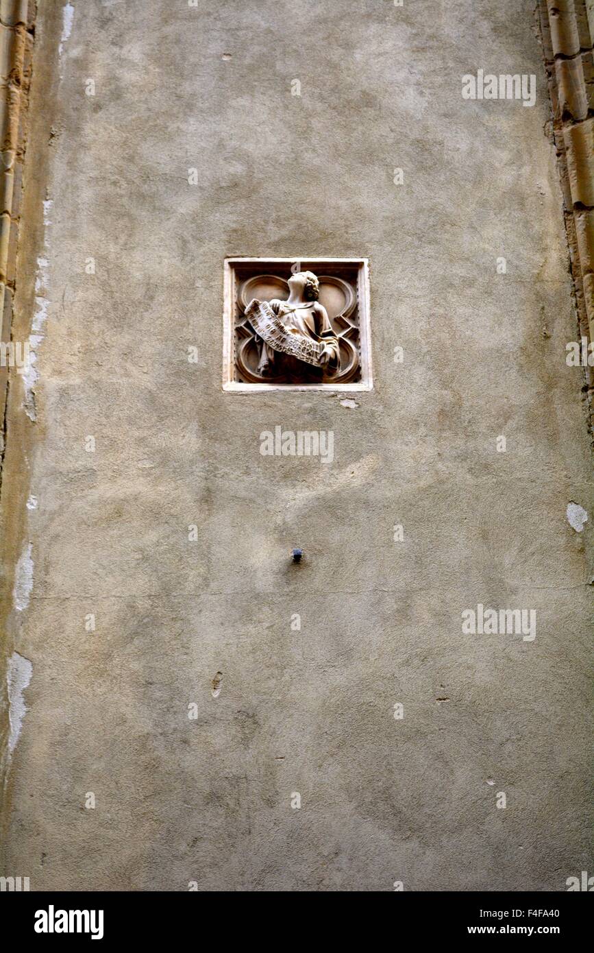 family crest carved into a wall in Florence Italy Stock Photo - Alamy