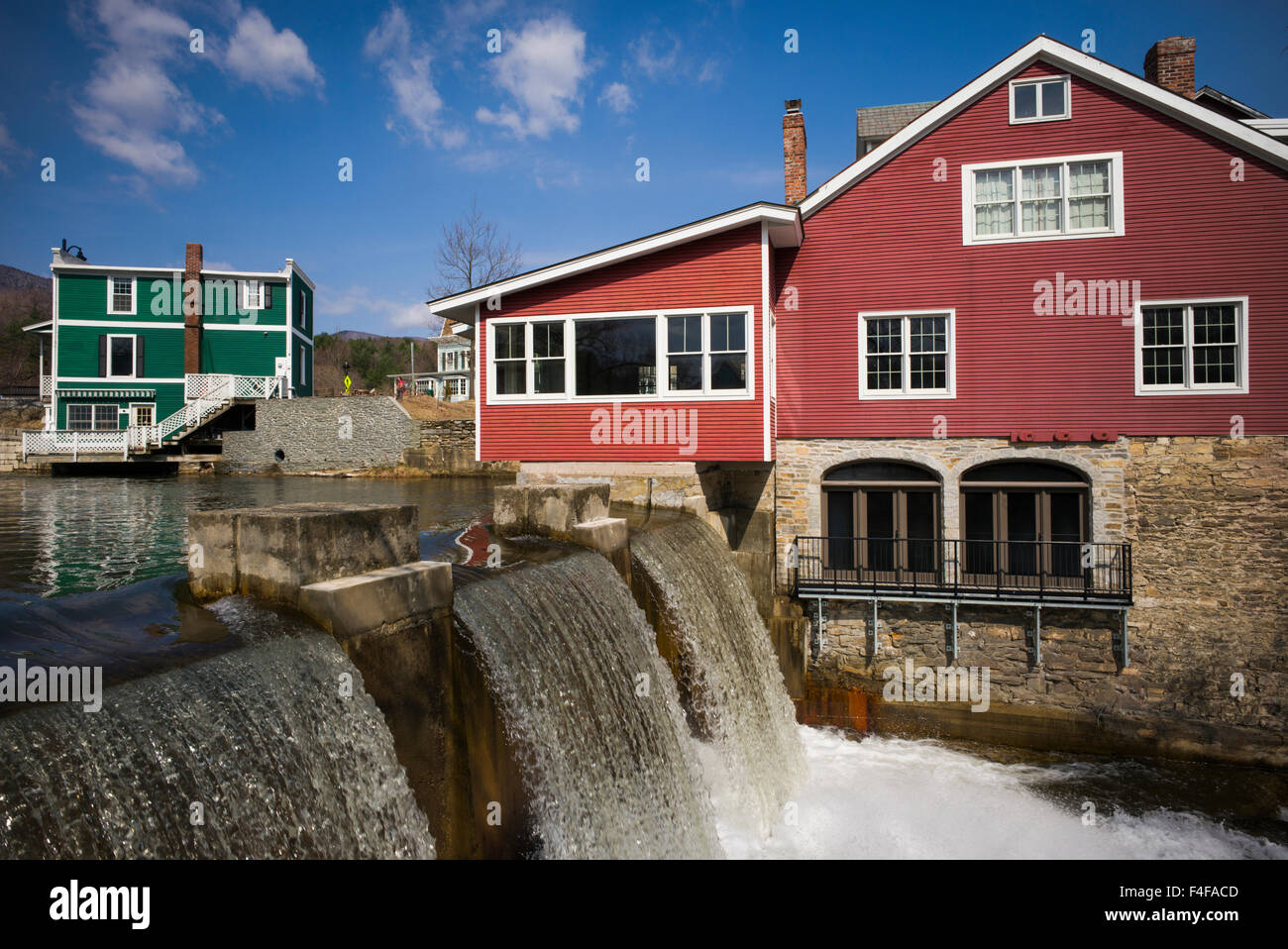 Usa manchester center town hi-res stock photography and images - Alamy