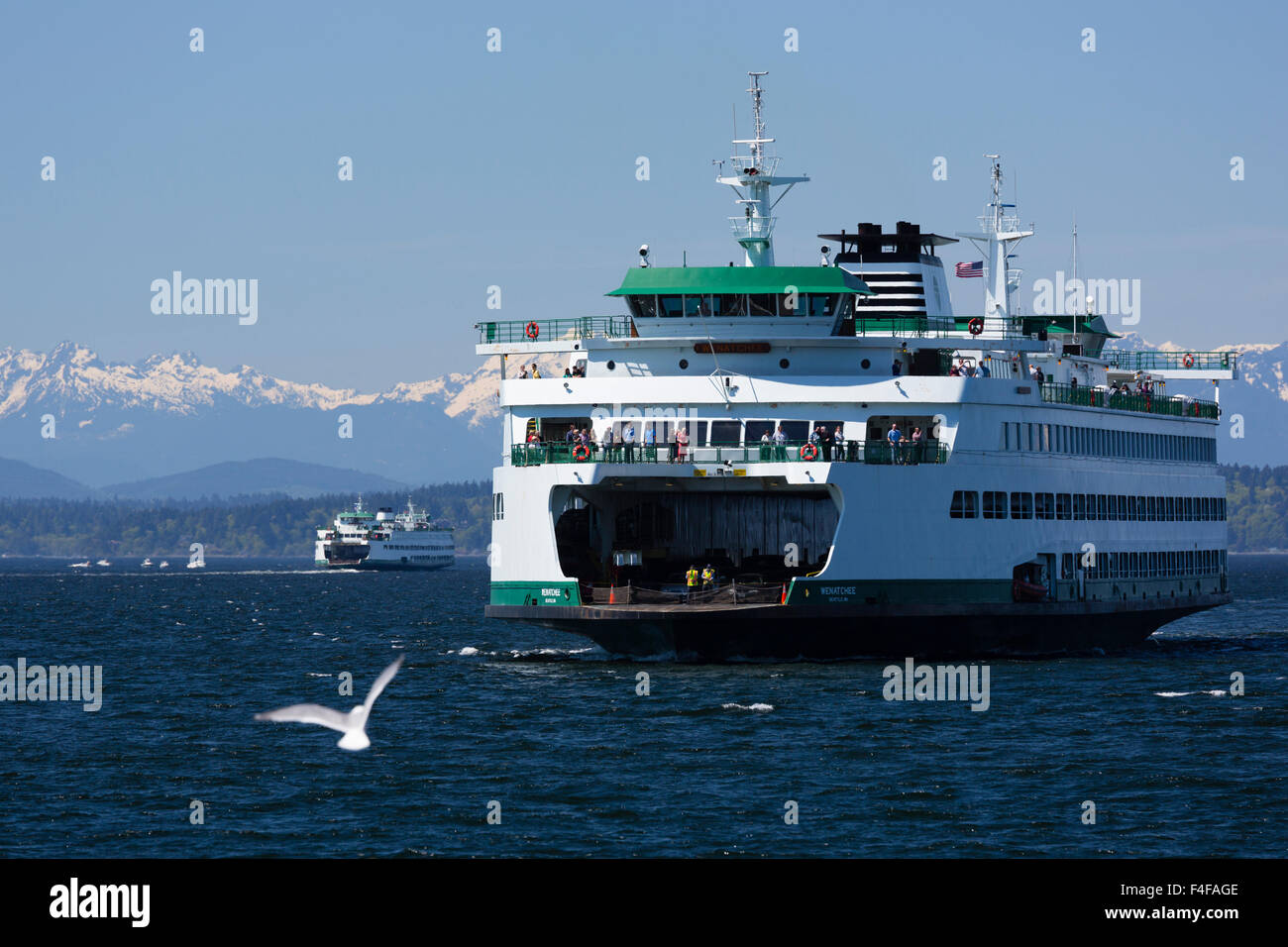 Colman ferry dock hi-res stock photography and images - Alamy