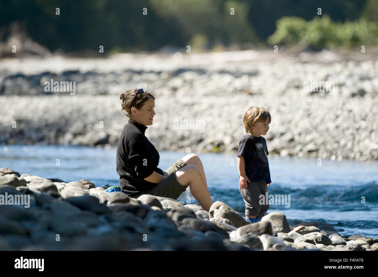 Children throwing rocks hi-res stock photography and images - Alamy