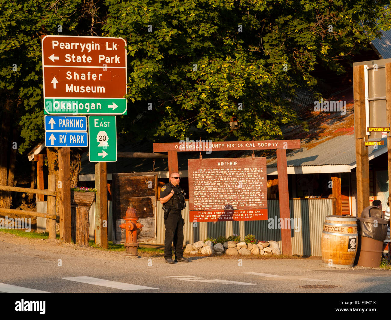 USA, Washington, Winthrop. The town of Winthrop sports a Western theme ...