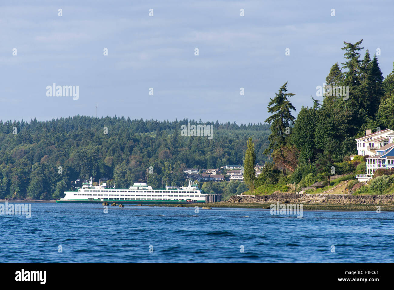 USA, Washington State, Puget Sound. Kingston-Edmonds ferry approaches ...