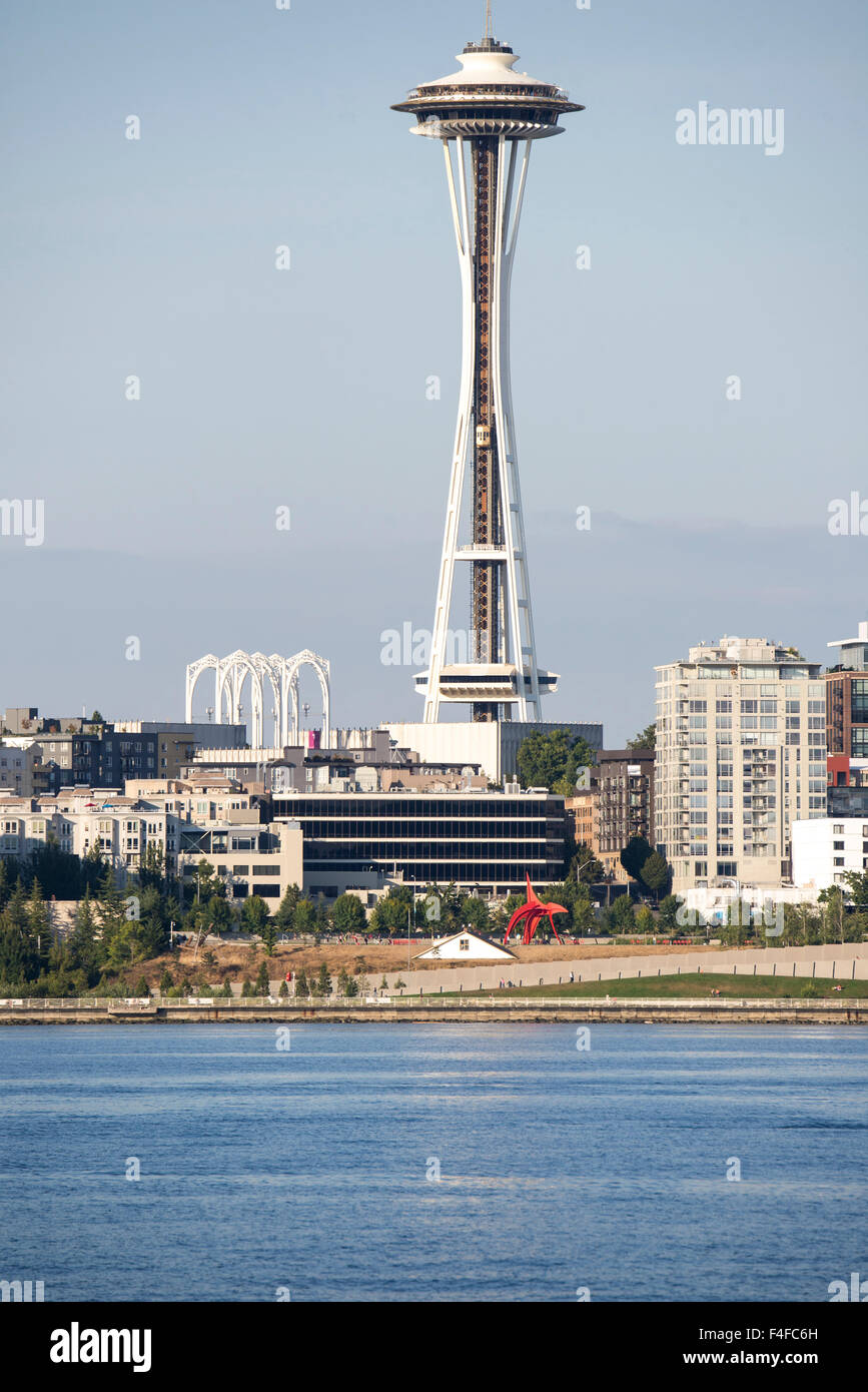 USA, Washington State, Seattle. Iconic Space Needle with Olympic ...