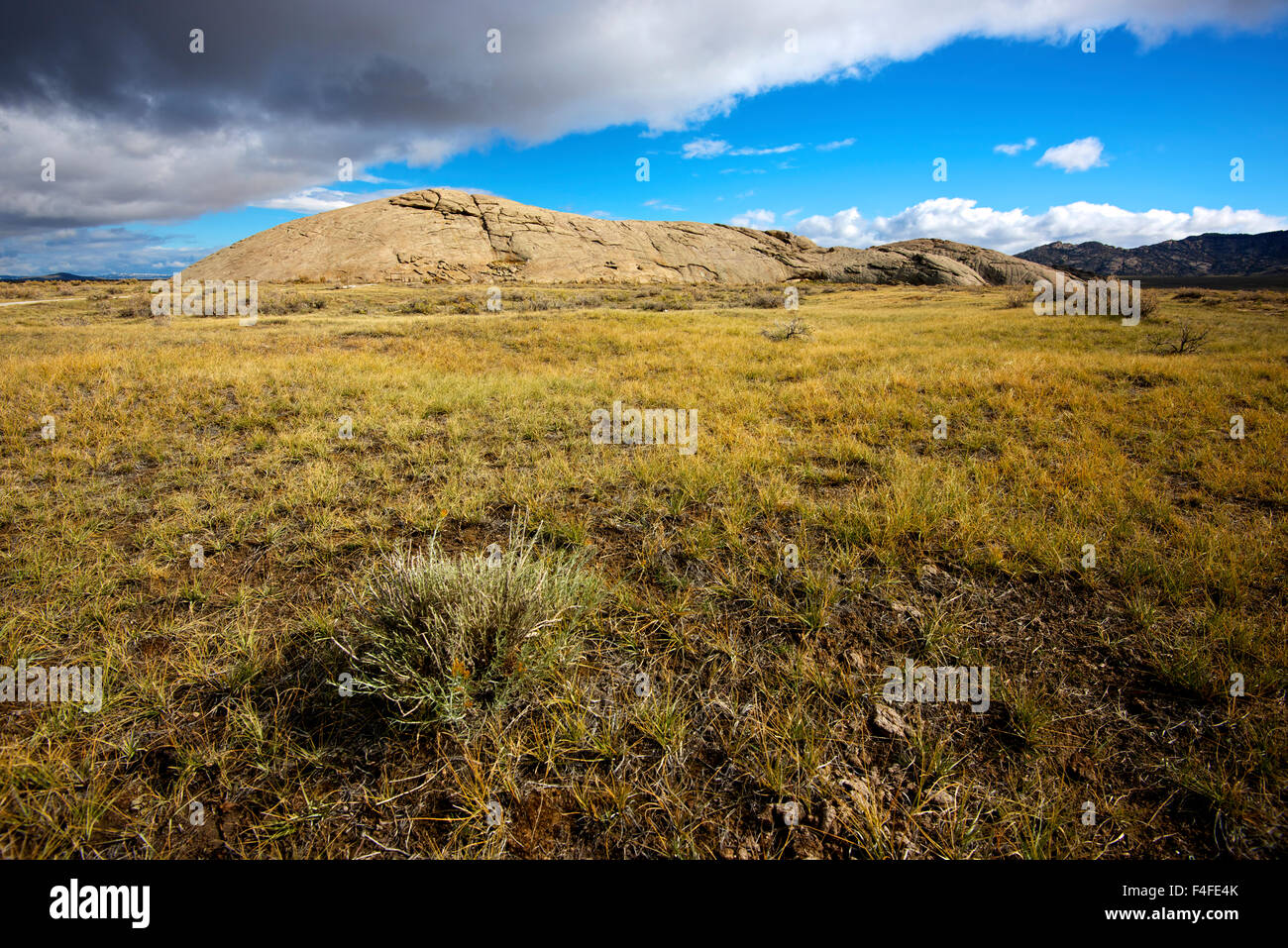 Independence Rock Wyoming, a large granite out cropping, was a major ...