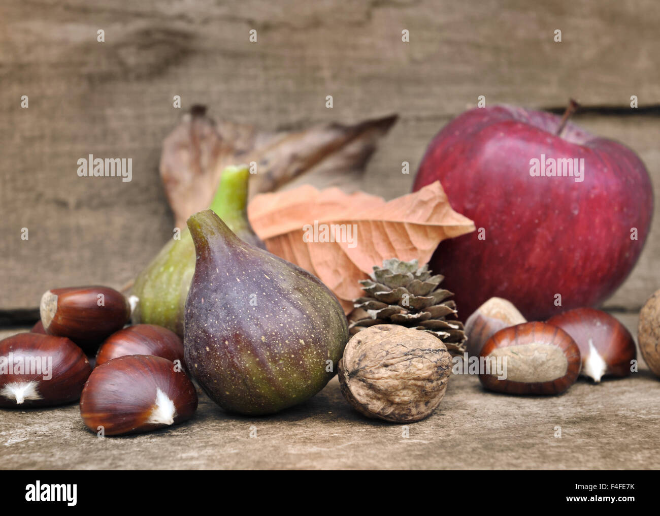 Fruits fig hi-res stock photography and images - Alamy