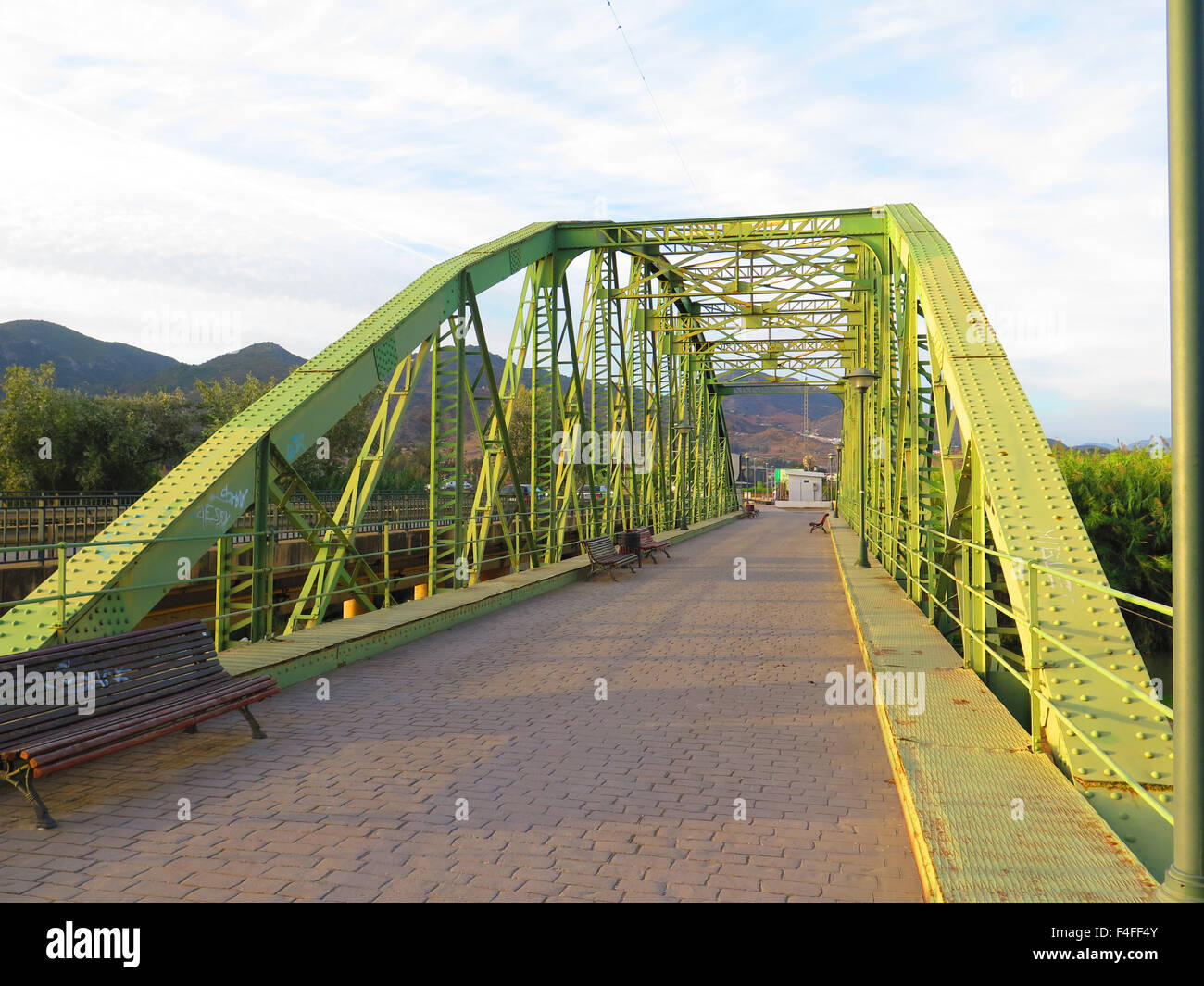 Structural steel support hi-res stock photography and images - Alamy