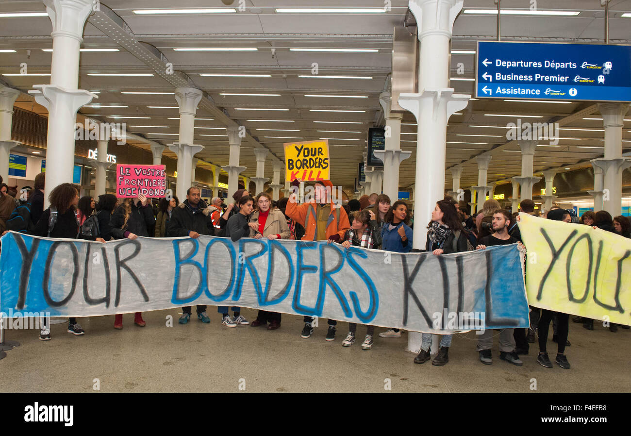Protest supporting immigration held at Kings Cross Station Stock Photo ...