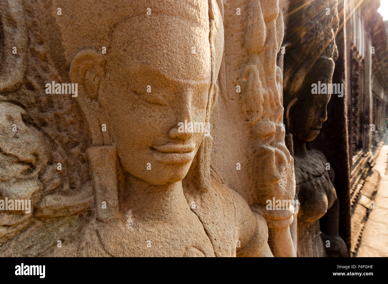 Khmer apsara hi-res stock photography and images - Alamy