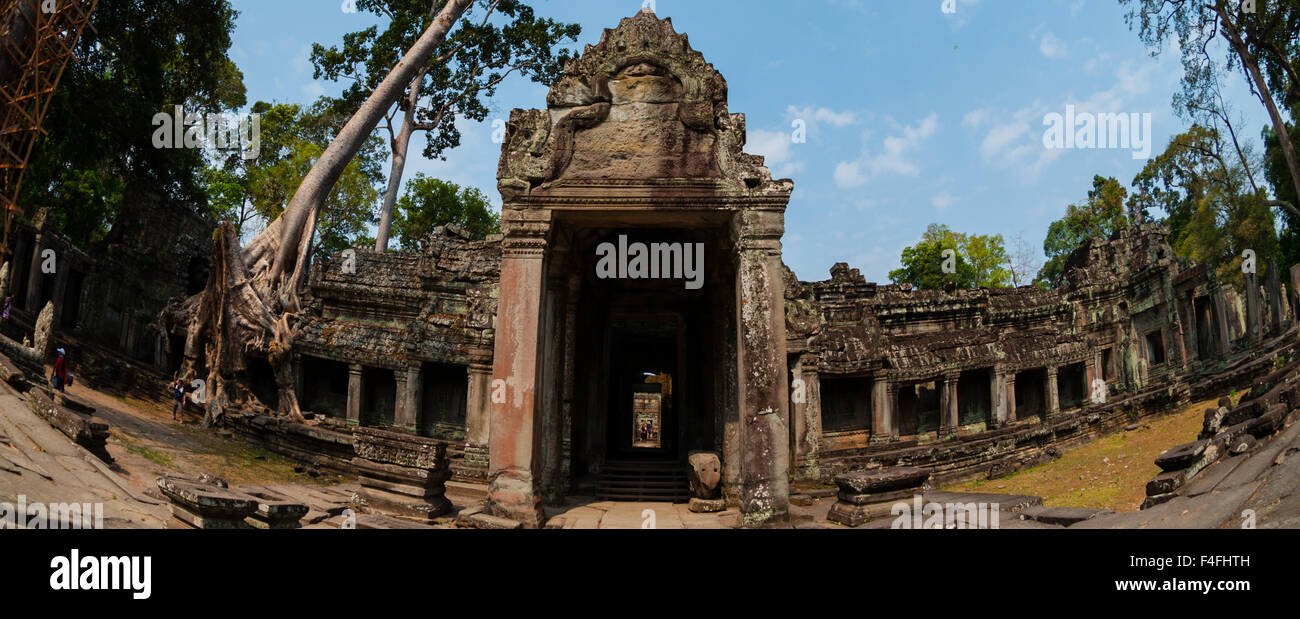 Front of stone temple Angkor Wat Stock Photo - Alamy