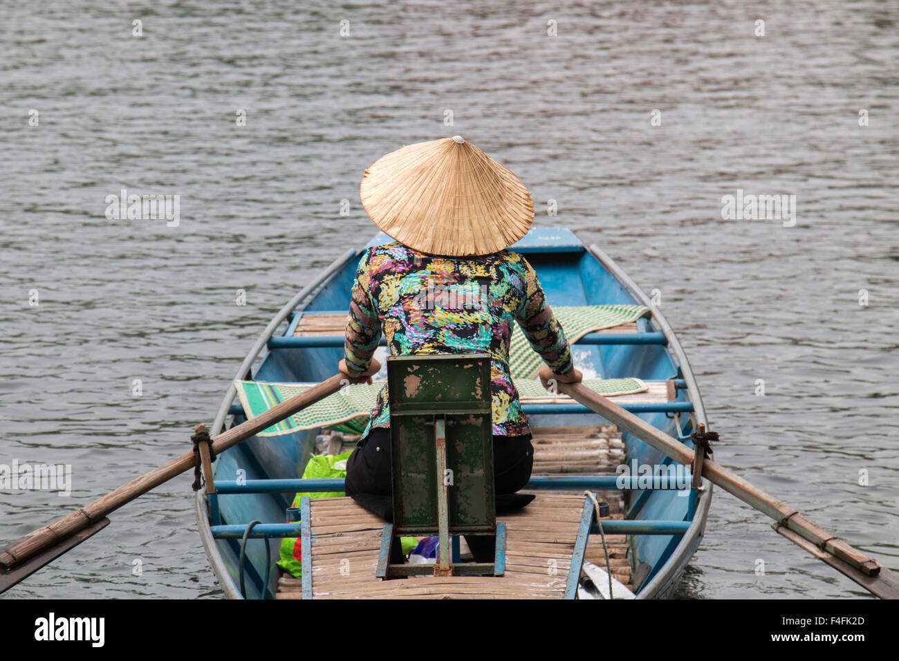 Woman row boat rear view hi-res stock photography and images - Alamy