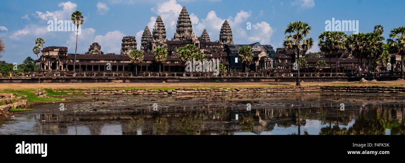 Front of Angkor Wat with reflection in water Stock Photo - Alamy