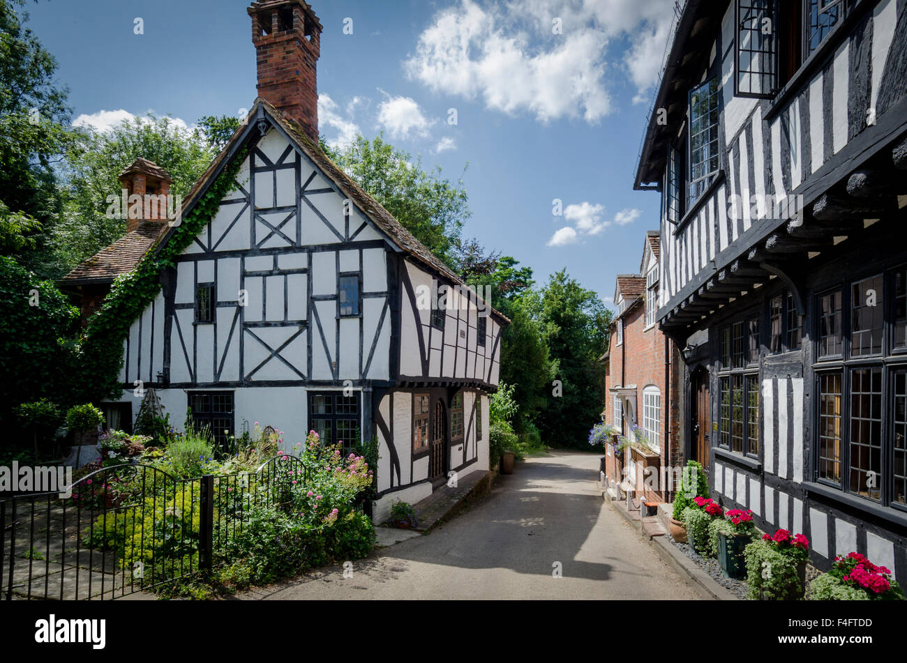 Cottage in the pretty village of Chilham, Kent, UK Stock Photo - Alamy