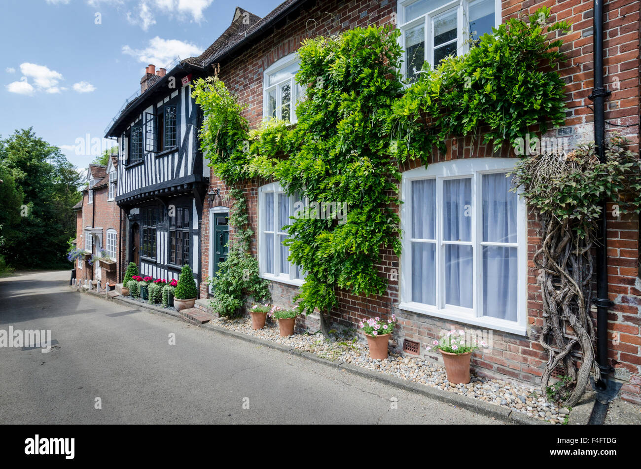 Village Square Chilham Kent Stock Photos & Village Square Chilham Kent ...