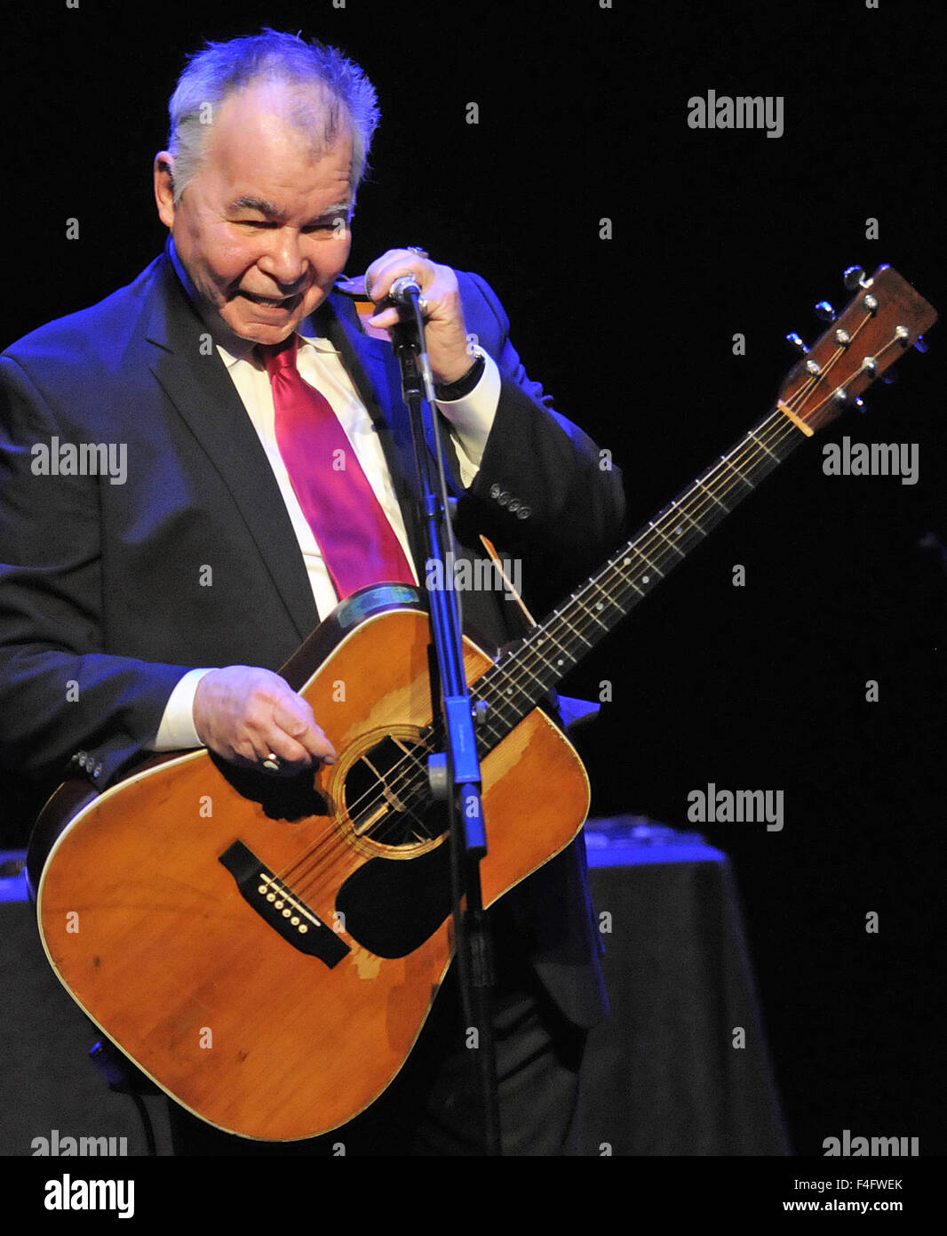 Folk singer john prine hi-res stock photography and images - Alamy
