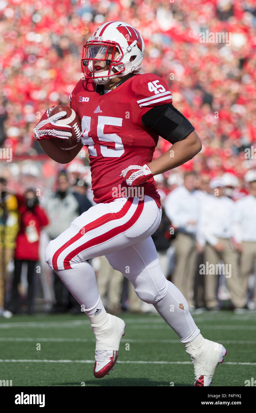 Madison, WI, USA. 17th Oct, 2015. Wisconsin Badgers linebacker Alec ...