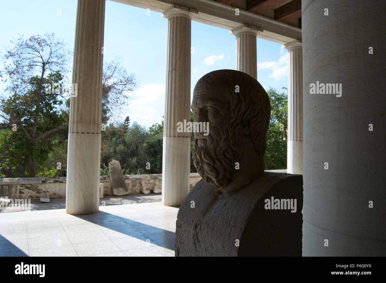 Statues in Athens Museum Stock Photo - Alamy