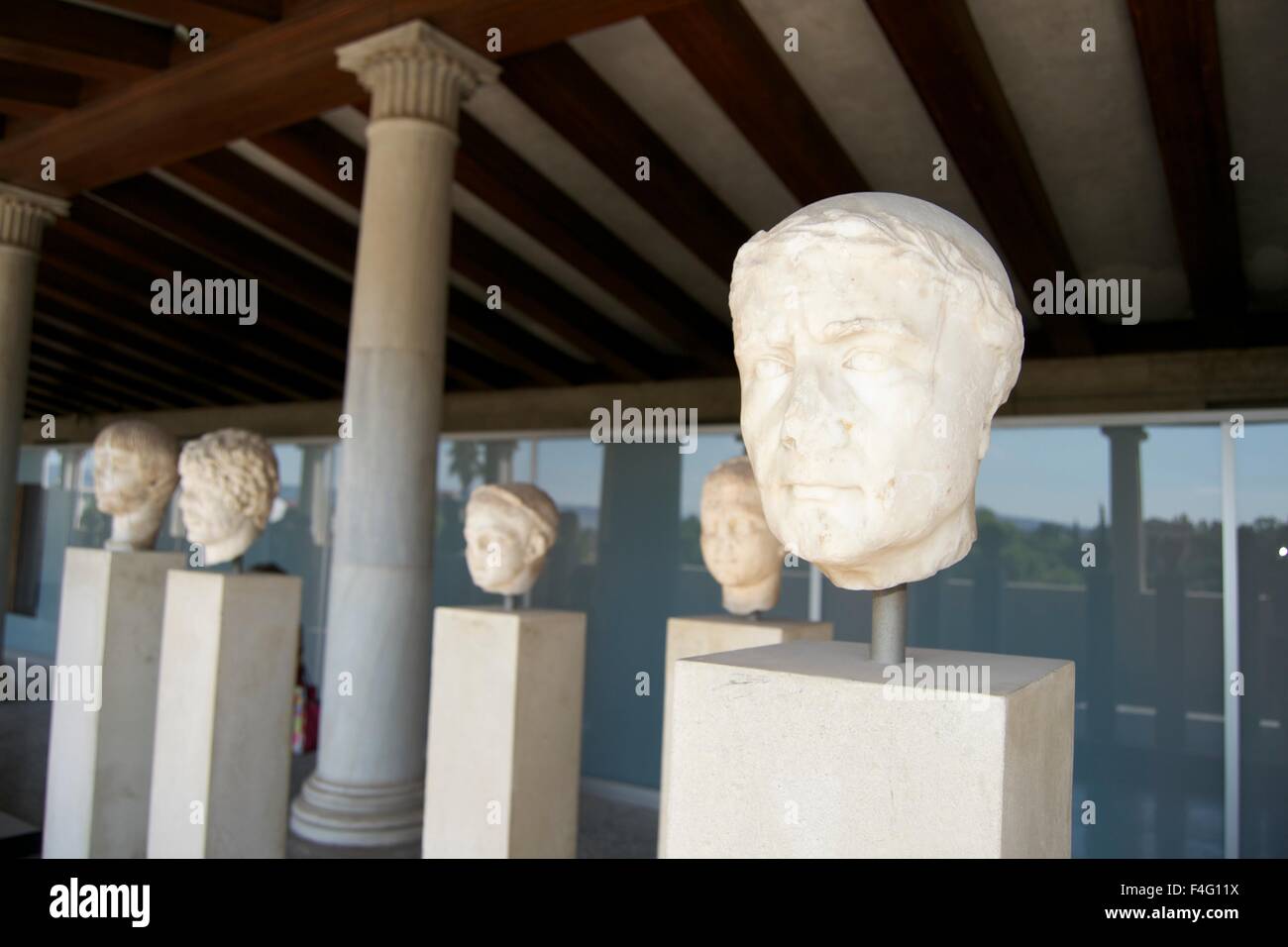 Greek god statue hi-res stock photography and images - Alamy