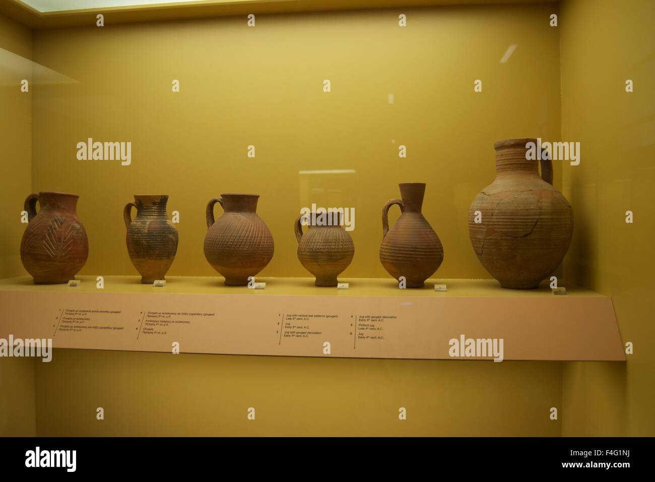 Ancient Greek pottery museum culture clay craft Stock Photo - Alamy
