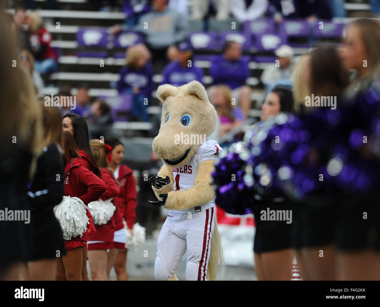 Manhattan, Kansas, USA. 17th Oct, 2015. Oklahoma's mascot among the ...