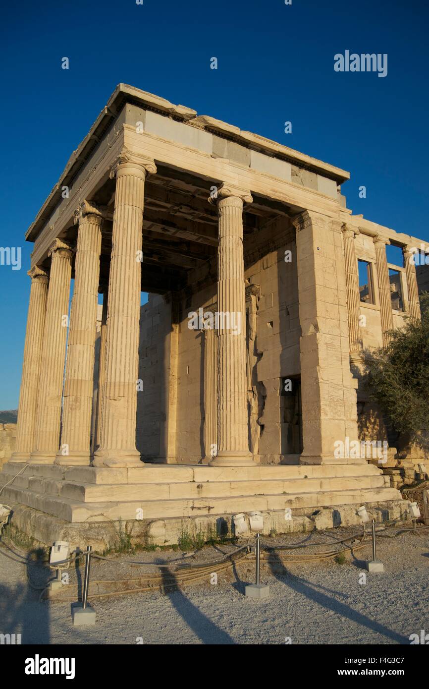 Acropolis Greek pillar tower building temple ruin Stock Photo - Alamy