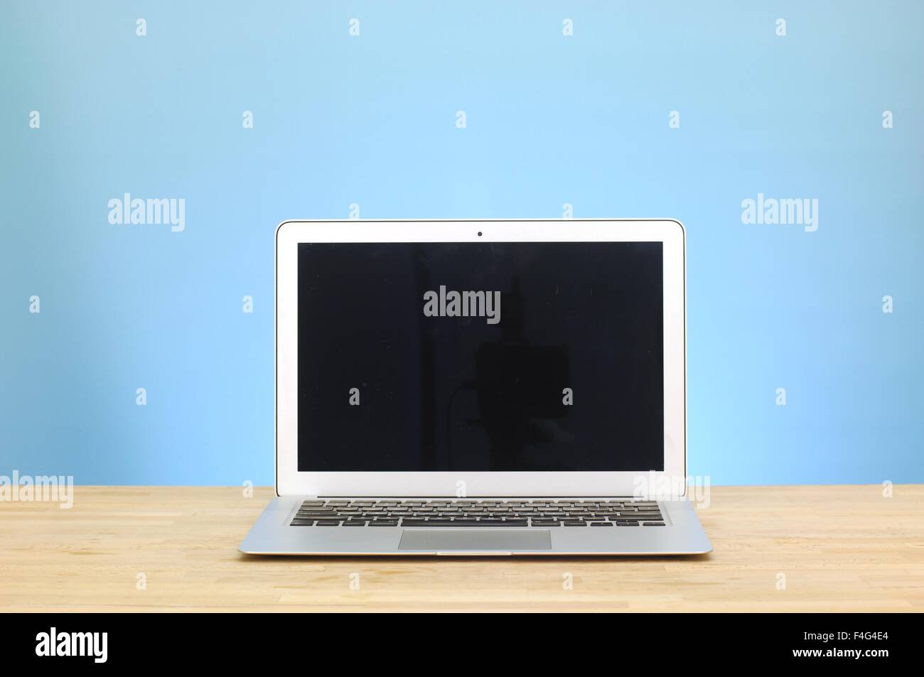A laptop on a desk at work Stock Photo - Alamy