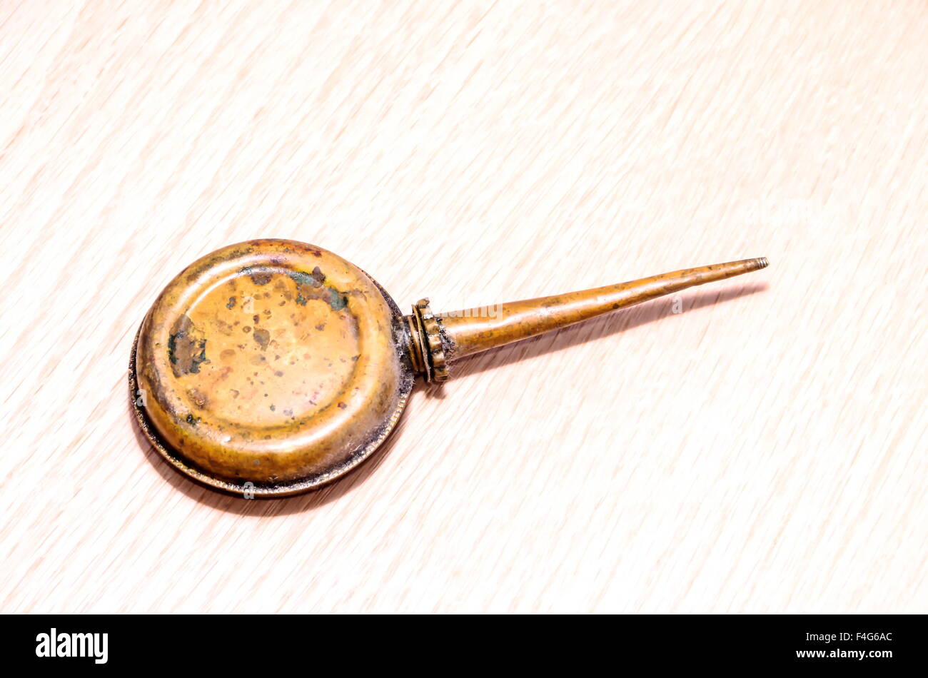 Vintage Weathered Oil Can Stock Photo - Alamy